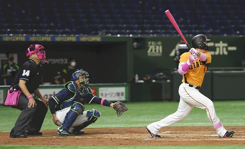Pro baseball goes potent in pink on Mother’s Day - The Japan News