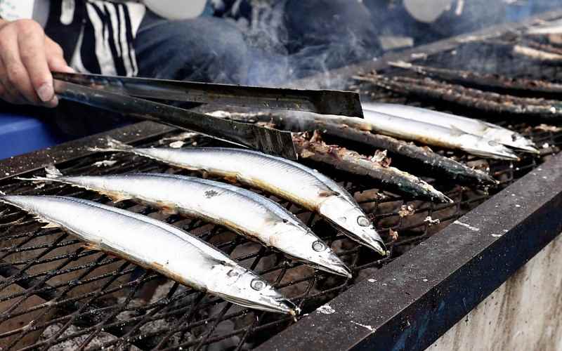 Tokyo ward welcomes return of seasonal grilled fish festival - The ...