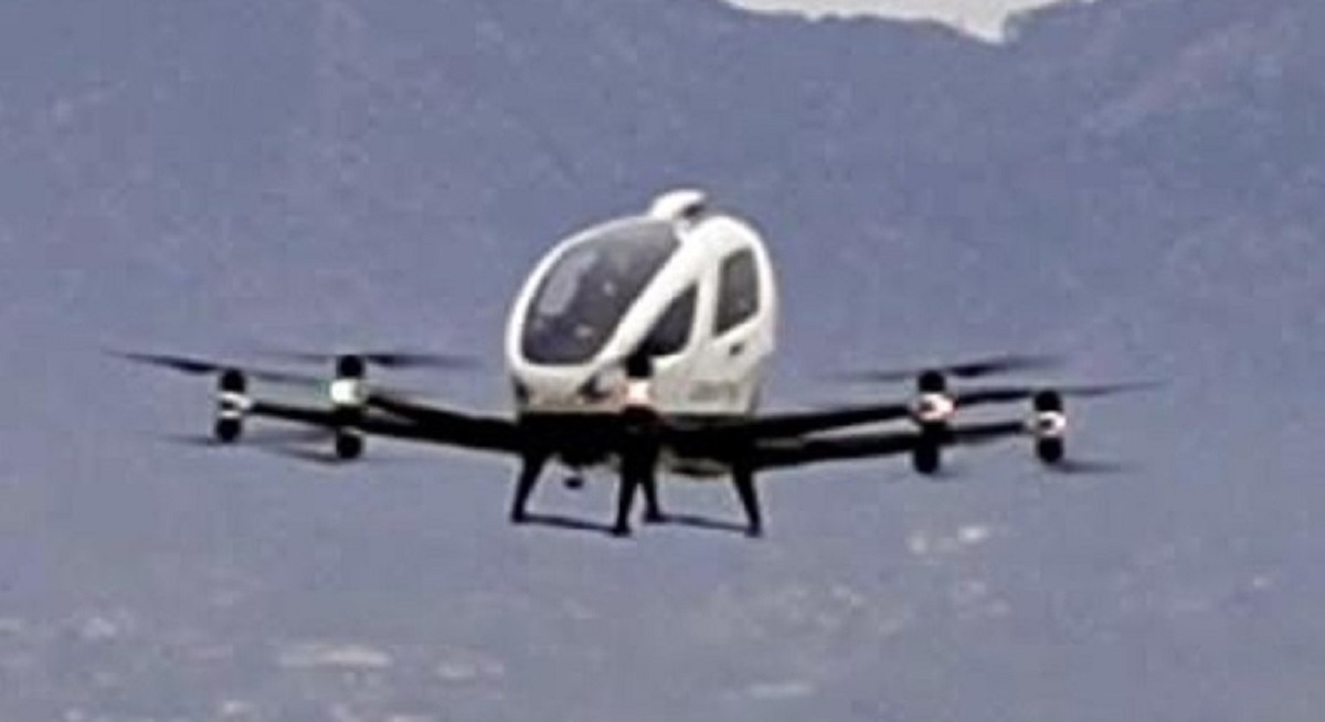 Flying Car Completes Japan’s 1st Manned Open-Air Test Flight - The ...