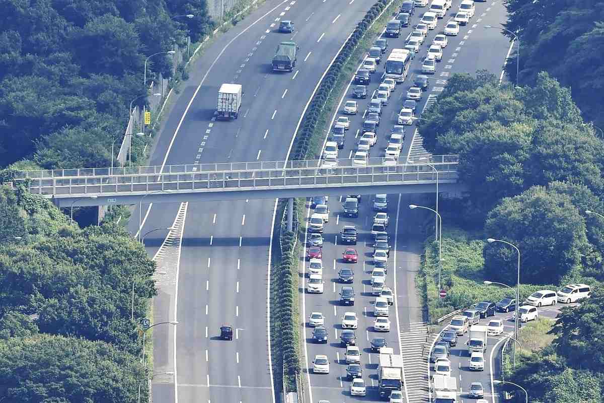 Golden Week Holiday Traffic Clogs Japan’s Expressways - The Japan News