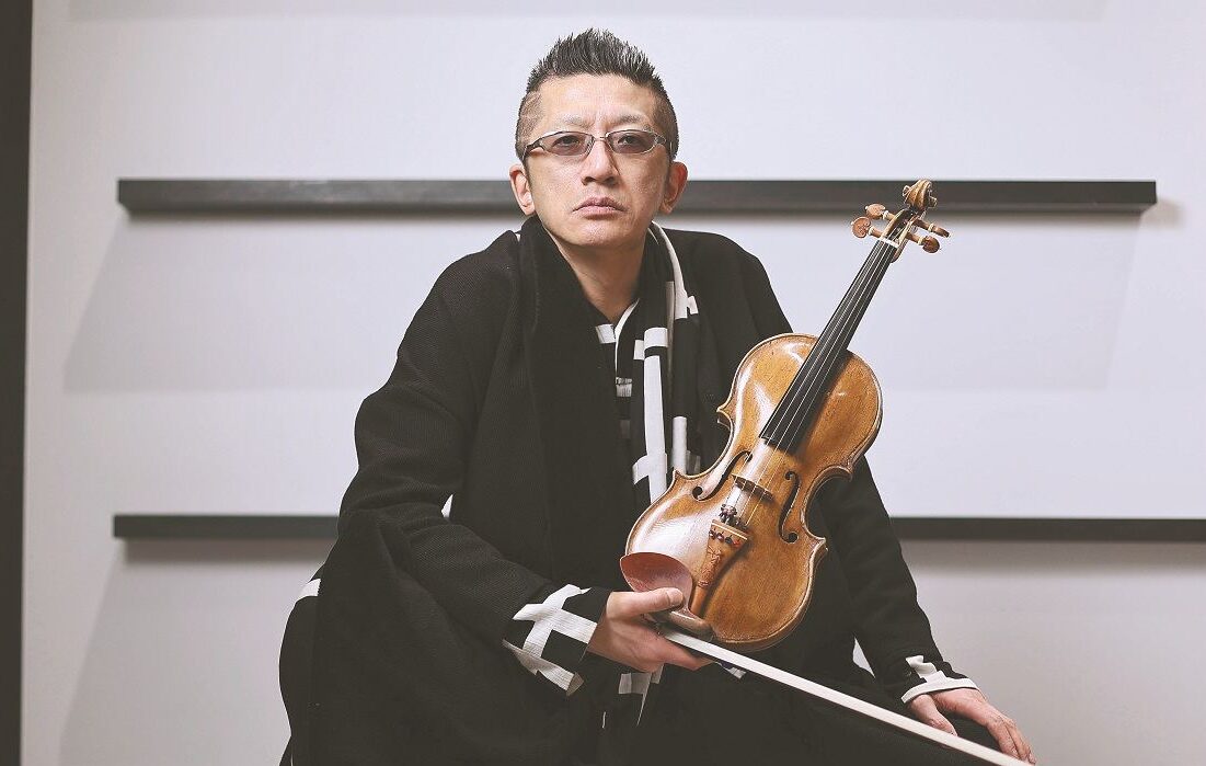 Violinist Yasunao Ishida Breaks the Musician’s Mold - The Japan News