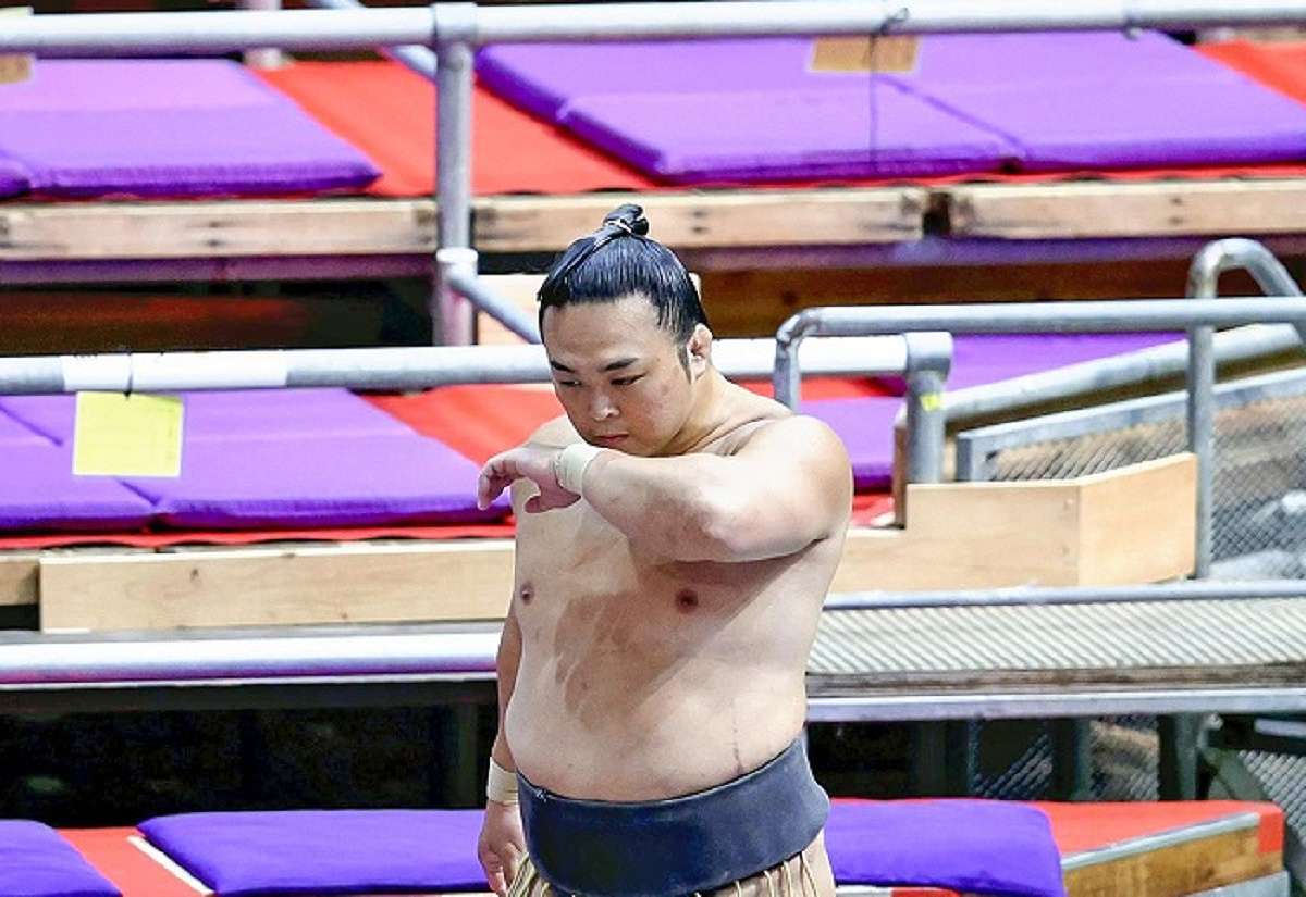 The Sumo Scene / Coming Off Serious Injury, Enho Gradually Works His ...