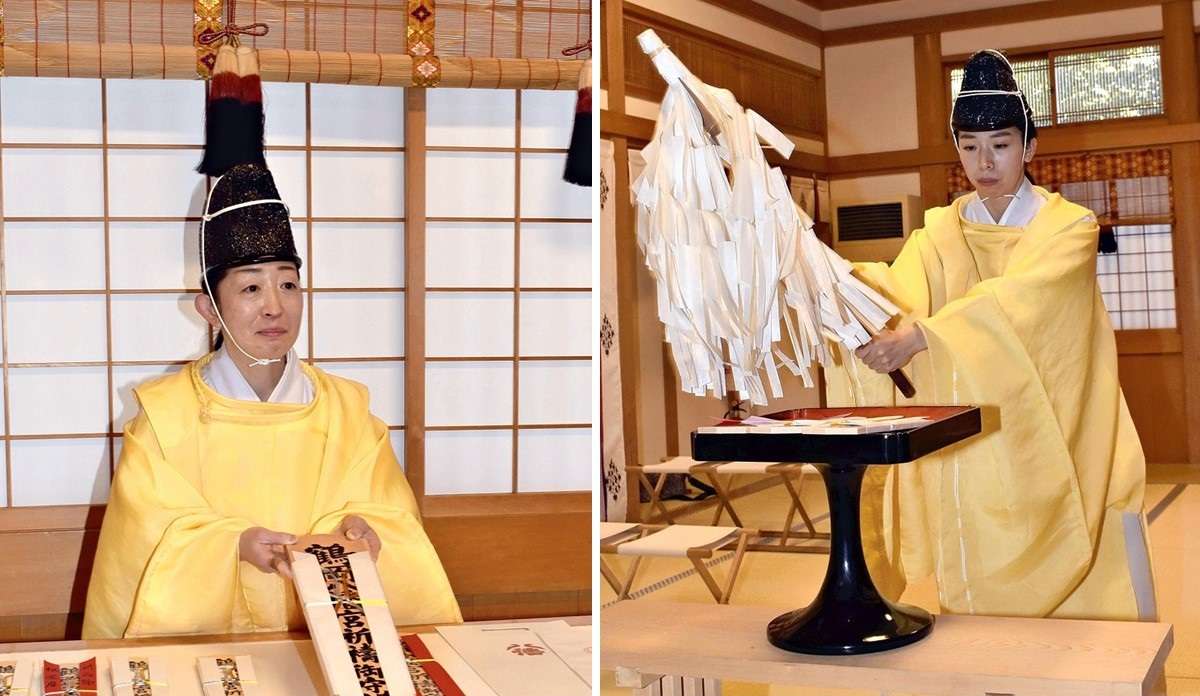 Japan Shrine Sees 1st Female Priests in its 800-Year History; Shrine ...