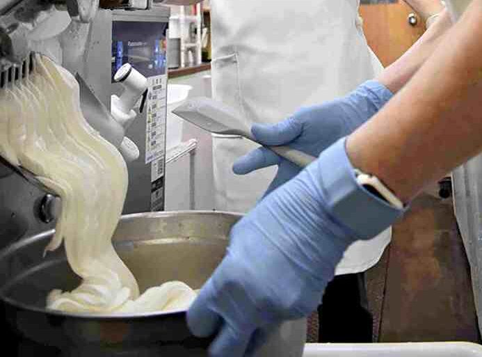 Sake ice cream finds sweet spot in Asia - The Japan News